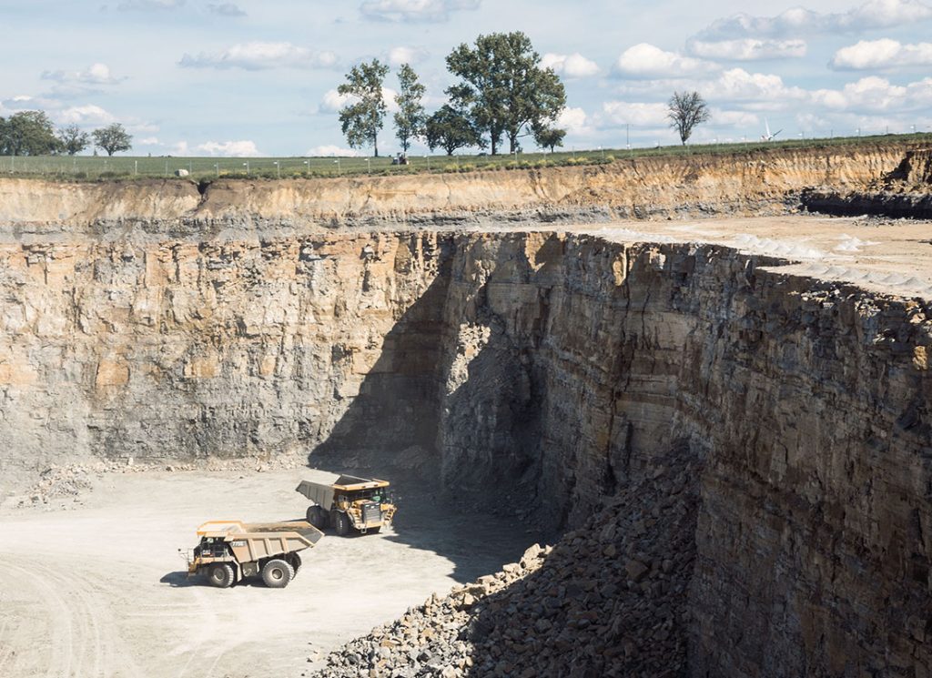Dünger aus Muschelkalk | Kohlensaurer Kalk | SHF Steinbruchbetriebe